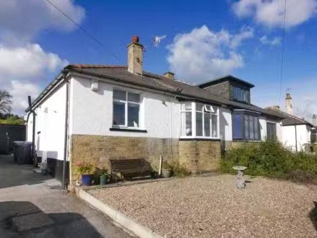New 1 BA 2 bedroom Semi Detached Bungalow to rent, Temple Rhyd.