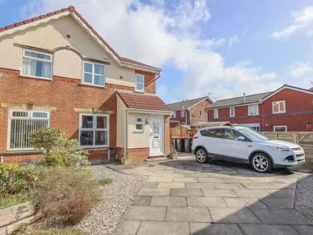 Nice 1 BA 2 bedroom semi detached house for rent in Westminste.
