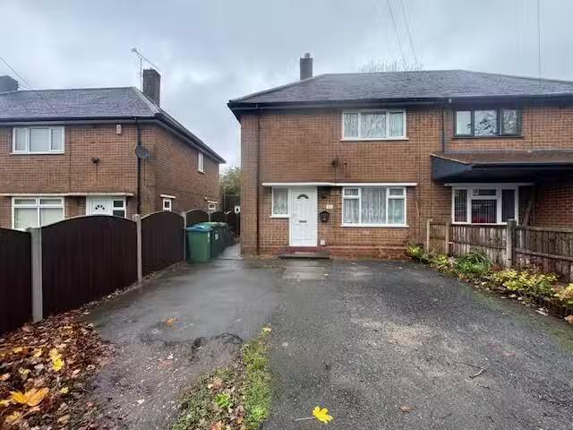 For Rent! 1 BA 2 bedroom semi detached house for rent in Dunki.