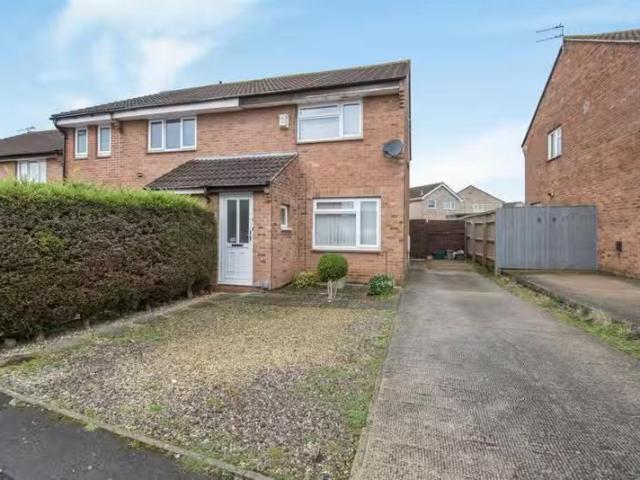 Unique 1 BA 2 bedroom semi detached house for rent in Elderwoo.