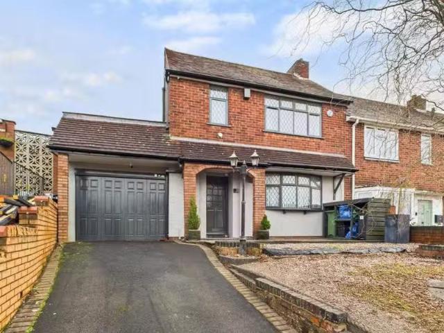 Unique 1 BA 2 bedroom semi detached house for rent in Hazel Ro.