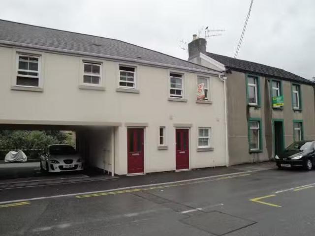 For Rent! 1 BA 2 bedroom terraced house for rent in Cardiff Ro.