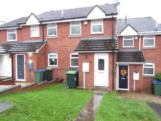 Cozy 1 BA 2 bedroom terraced house for rent in Allsops Close.