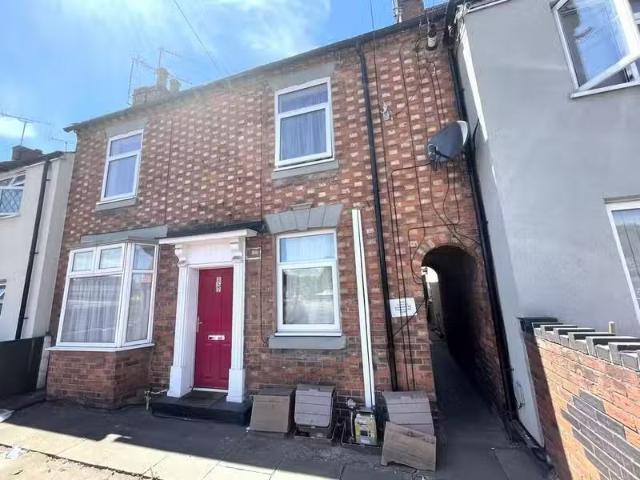 Cheap 1 BA 2 bedroom terraced house for rent in Longford, Cove.