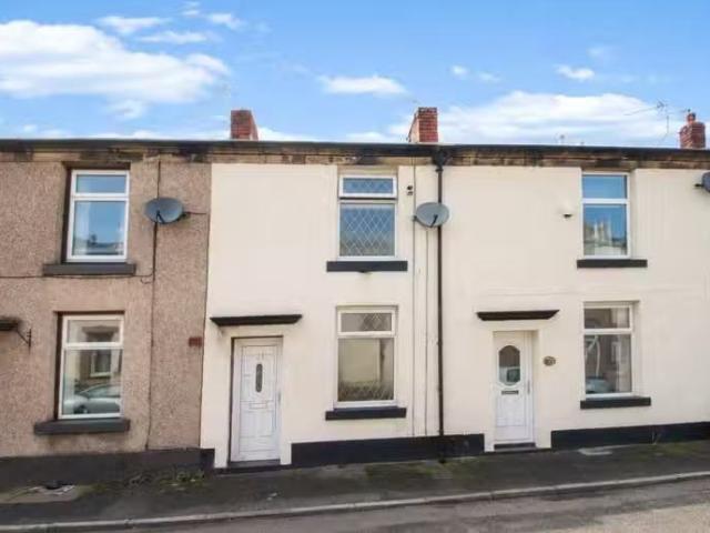New 1 BA 2 bedroom terraced house for rent in Walmsley Street.