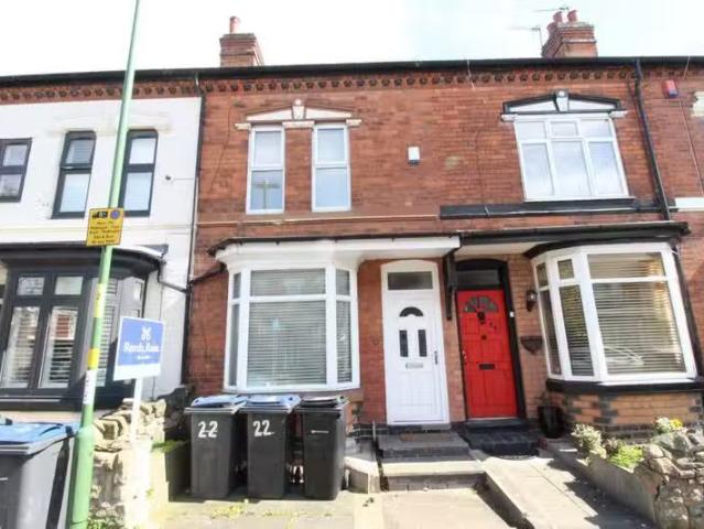 Nice 1 BA 2 bedroom terraced house for rent in Warwell Lane, B.