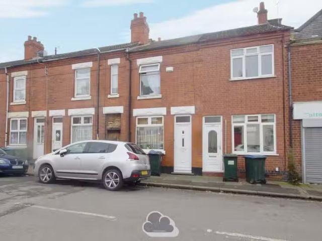Unique 1 BA 2 bedroom terraced house for rent in Villiers Stre.