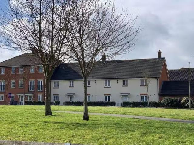 Nice 1 BA 3 bedroom coach house for rent in Chipmunk Chase, Ha.