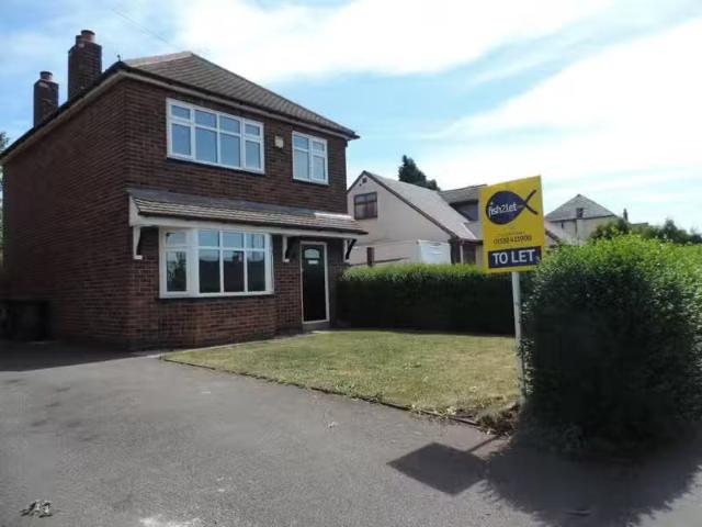 New 1 BA 3 bedroom detached house for rent in Atherstone Road.