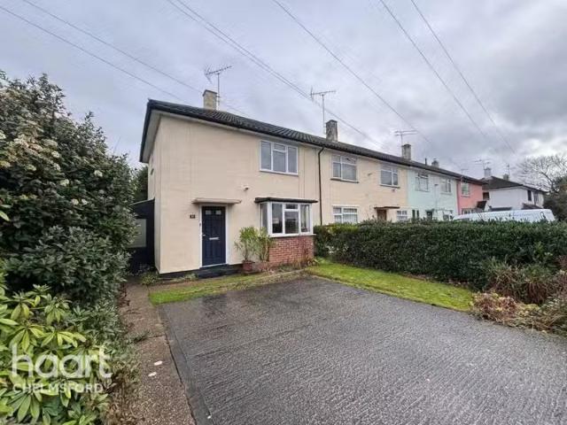 Just in! 1 BA 3 bedroom end of terrace house for rent in Rothb.