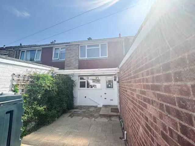 New 1 BA 3 bedroom end of terrace house for rent in The Valley.