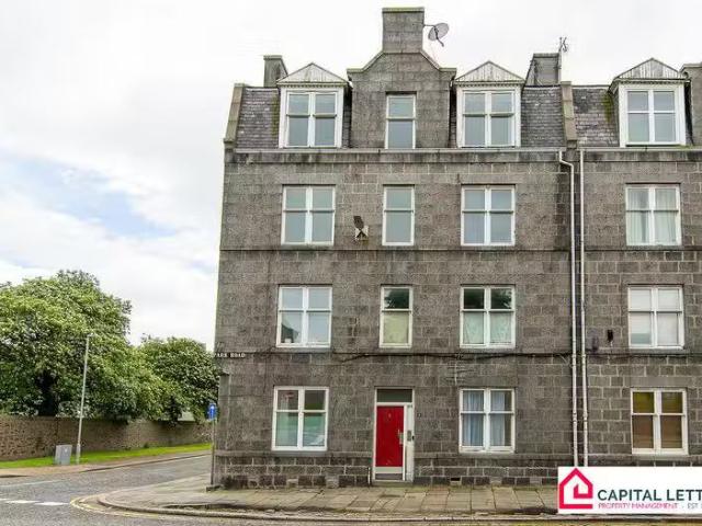New 1 BA 3 bedroom flat for rent in Park Road, Old Aberdeen, A.