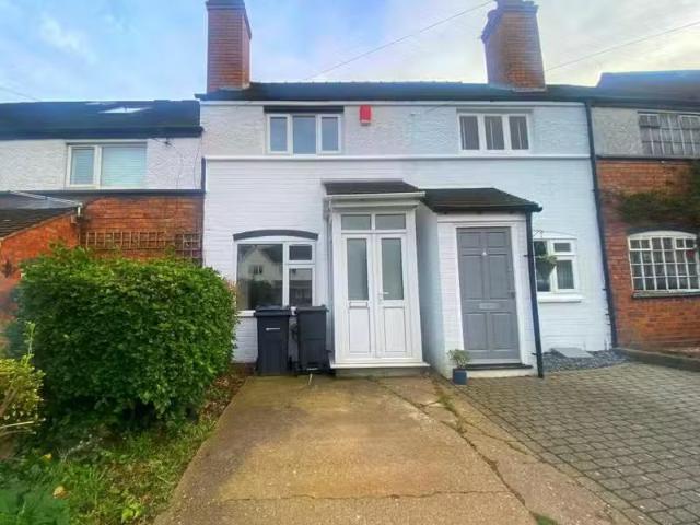 Rental! 1 BA 3 bedroom house for rent in Four Oaks Common Road.