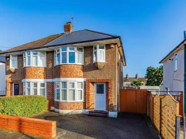 Cheap 1 BA 3 bedroom house for rent in Whitefield Road, Llanda.