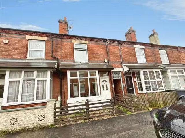 Cozy 1 BA 3 bedroom House to rent, Carlton Street, Burton on T.