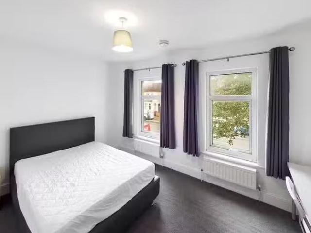 Just in! 1 BA 3 bedroom House to rent, St. Leonards Road, Nort.