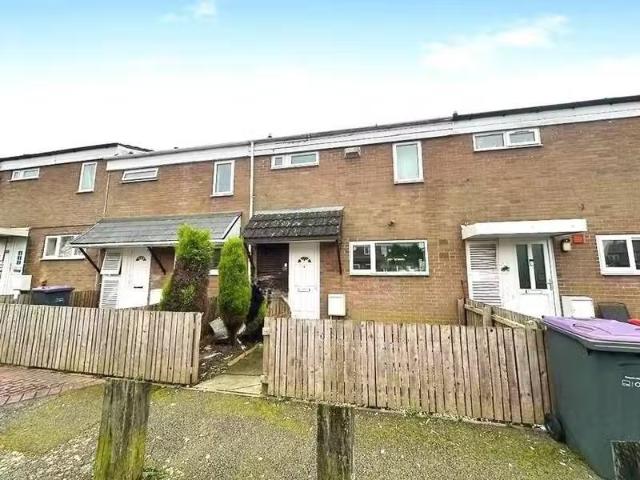 Deal! 1 BA 3 bedroom Mid Terrace House to rent, Westbourne, Te.