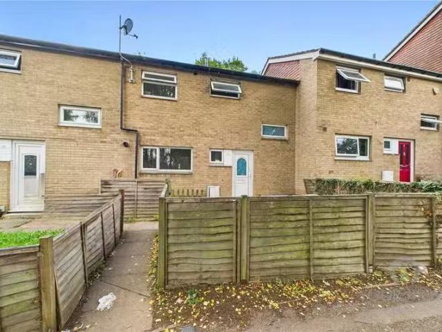 Just in! 1 BA 3 bedroom Mid Terrace House to rent, Foxwell Squ.