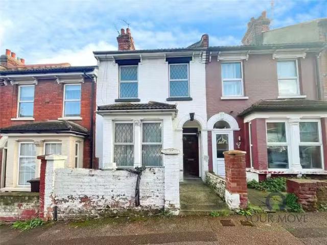 Rental! 1 BA 3 bedroom Mid Terrace House to rent, Pagitt Stree.