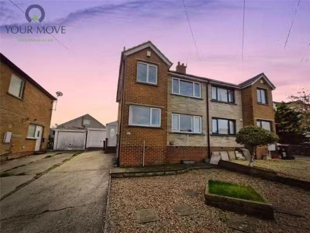 Unique 1 BA 3 bedroom Semi Detached House to rent, Westburn Cr.