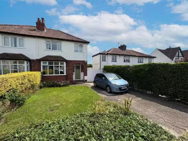 New 1 BA 3 bedroom semi detached house for rent in Westbury On.