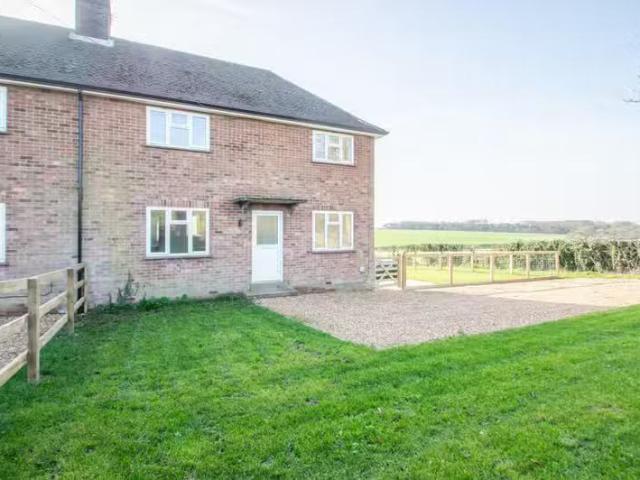 Just in! 1 BA 3 bedroom semi detached house for rent in Six Mi.