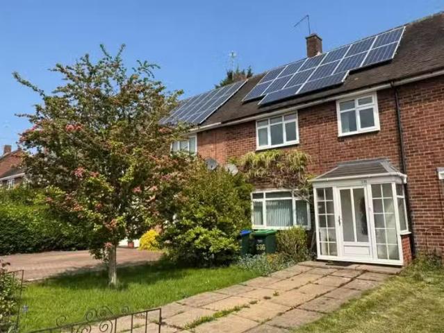 Charming 1 BA 3 bedroom terraced house for rent in Hamstead Ro.
