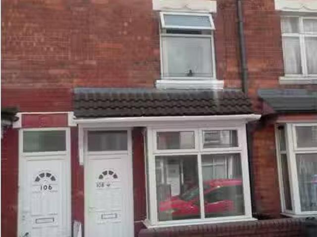 Nice 1 BA 3 bedroom terraced house for rent in Markby Road, Wi.