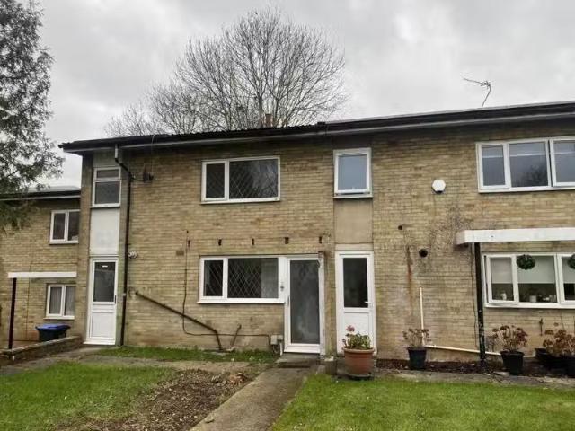 Deal! 1 BA 3 bedroom terraced house for rent in Ryecroft, Hatf.