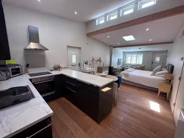 Unique 1 BA Studio flat for rent in Ubbeston, Halesworth, IP19