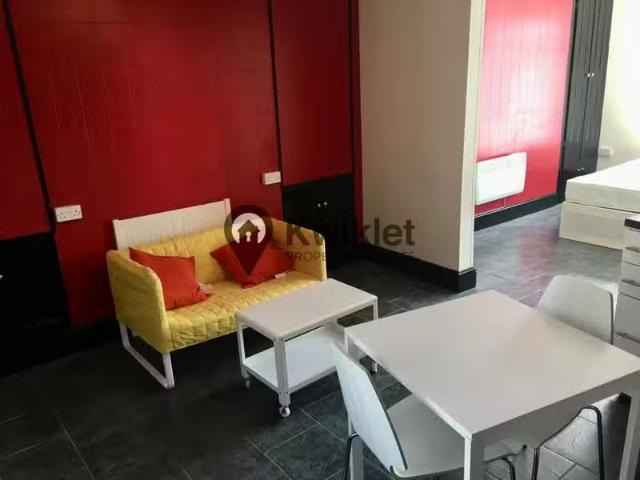 New 1 BA Studio flat for rent in Bridge Street, Treforest, Pon.