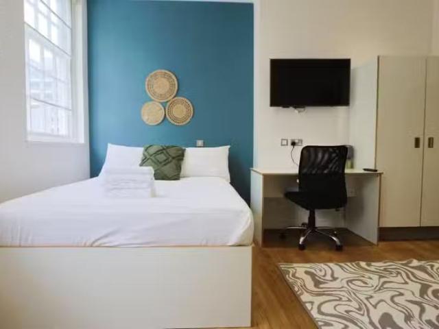 Cozy 1 BA Studio flat for rent in Flat 12, Harford House, Frog.