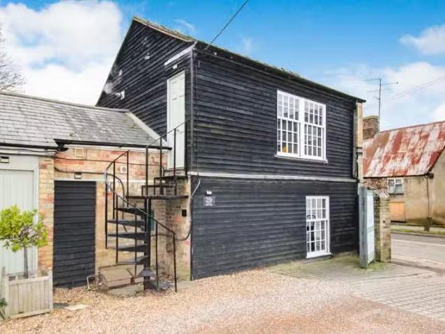 Cozy 1 BA Studio flat for rent in High Street, Willingham, Cam.