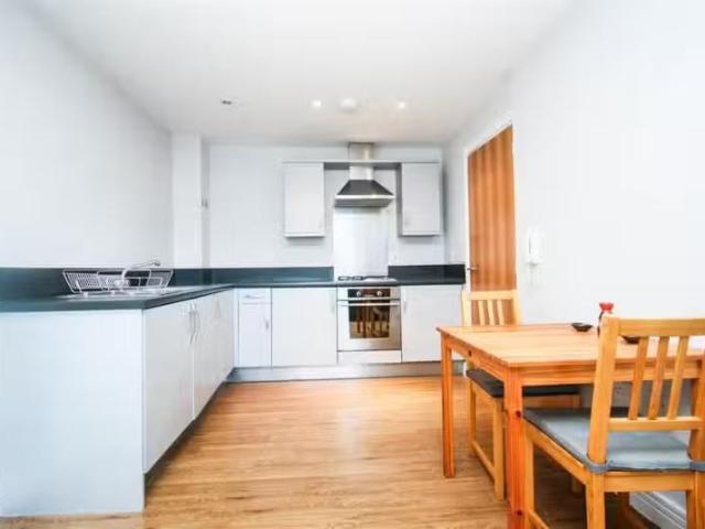For Rent! 1 BA Studio flat for rent in King Edwards Wharf, Cit.