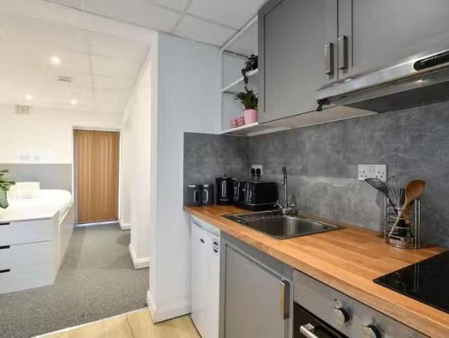 New 1 BA Studio flat for rent in Newly Refurbished Student Stu.