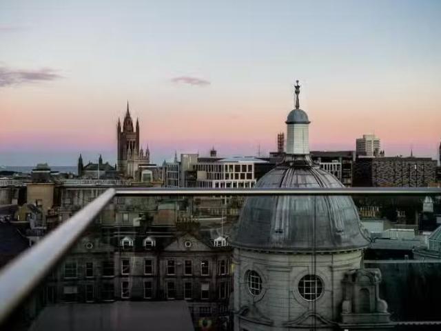 Nice 1 BA Studio flat for rent in Schoolhill, Aberdeen, Aberde.