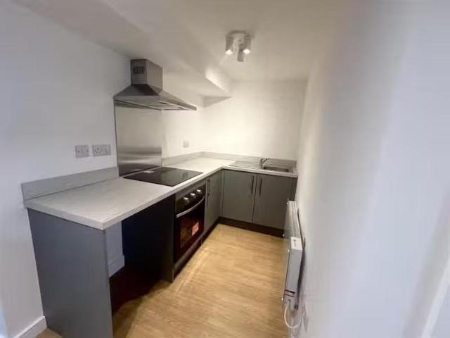 Rental! 1 BA Studio flat for rent in Smallwood Road, Redditch.