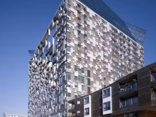 Cozy 1 bedroom apartment for rent in The Cube, 197 Wharfside S.