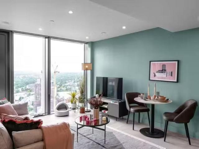 Unique 1 bedroom apartment for rent in The Mercian, Broad Stre.