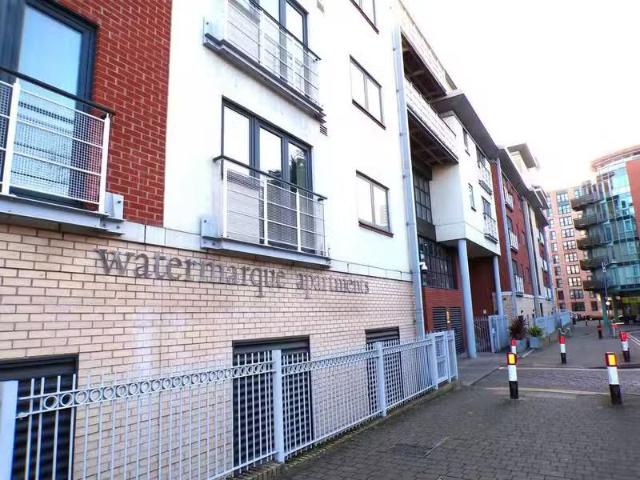 Charming 1 bedroom apartment for rent in Watermarque, 100 Brow.