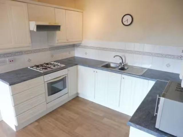 Just in! 1 bedroom apartment for rent in Corvette Court, CARDI.