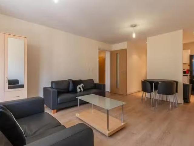 New 1 bedroom apartment for rent in Southside, St John's Walk.