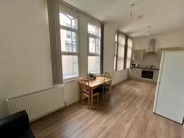 For Rent! 1 bedroom flat for rent in Bond Street, Birmingham.