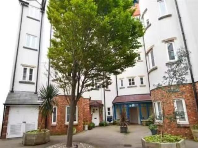 Deal! 1 bedroom flat for rent in Eastcliff, Portishead, BS20