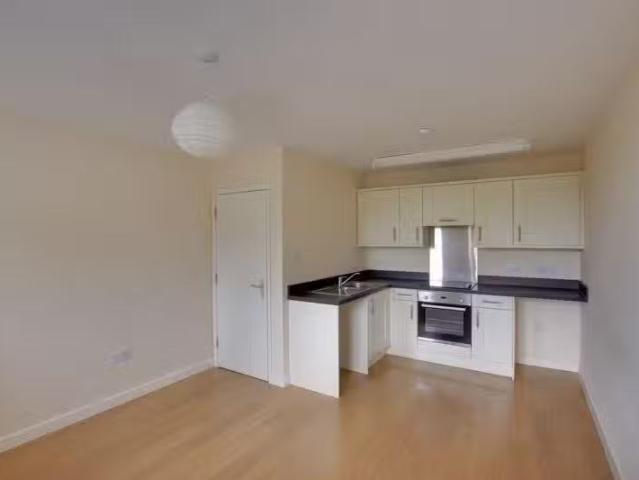 Charming 1 bedroom flat for rent in Lower Bristol Road, Bath.