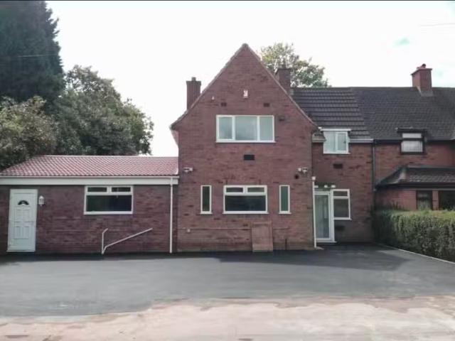 New 1 bedroom house of multiple occupation for rent in Lode La.