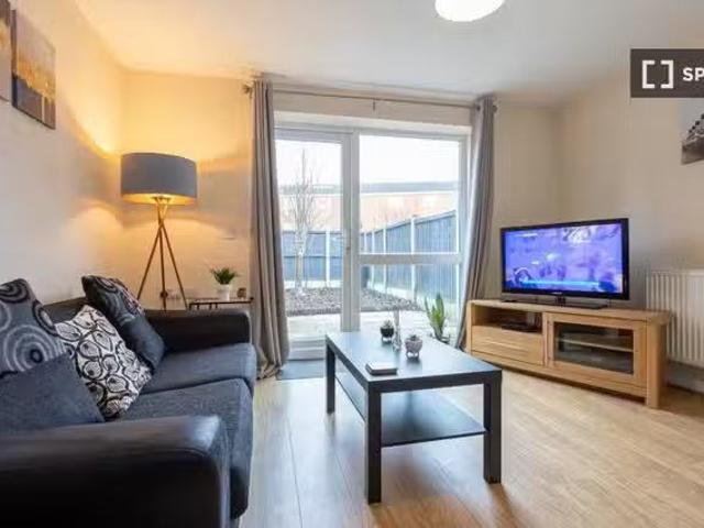 New 1 BR 4 bedroom apartment for rent in Manchester