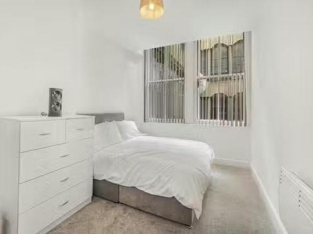New 1 BR Union Court, Liverpool