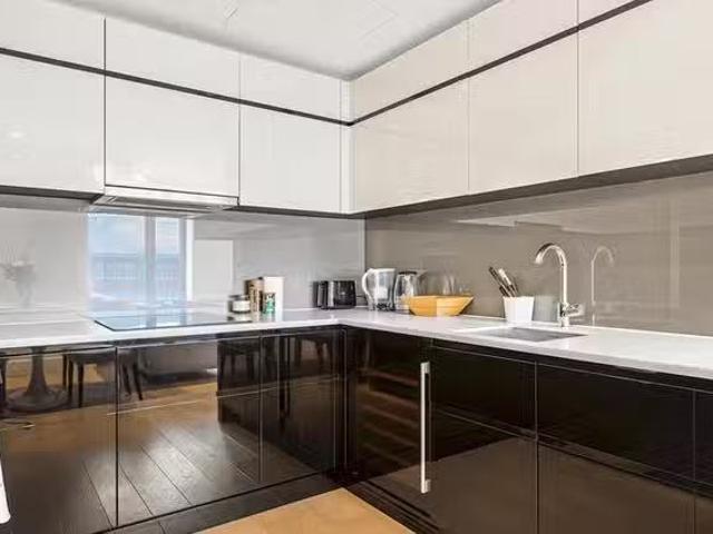 Deal! 1 BR Albert Embankment