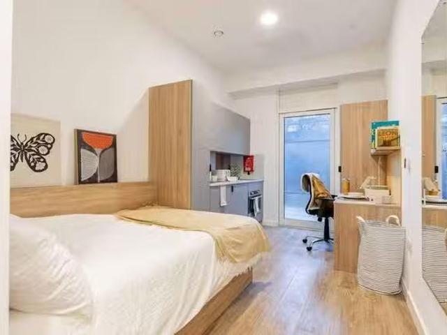 Cheap 1 BR Beckton House Classic Studio